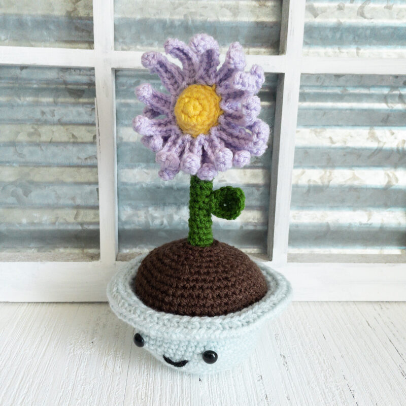 Daisy Flower Pen - Southern Belle Crochet